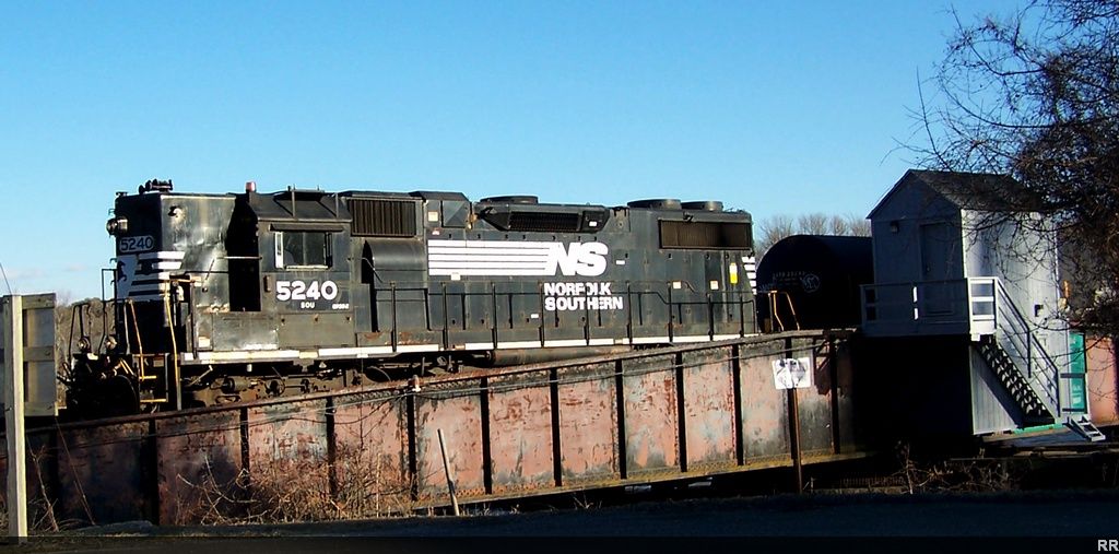 NS 5240